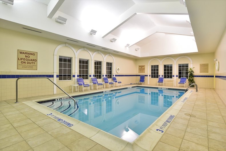 Dover Delaware Hotel with Indoor Pool | MainStay Suites Dover